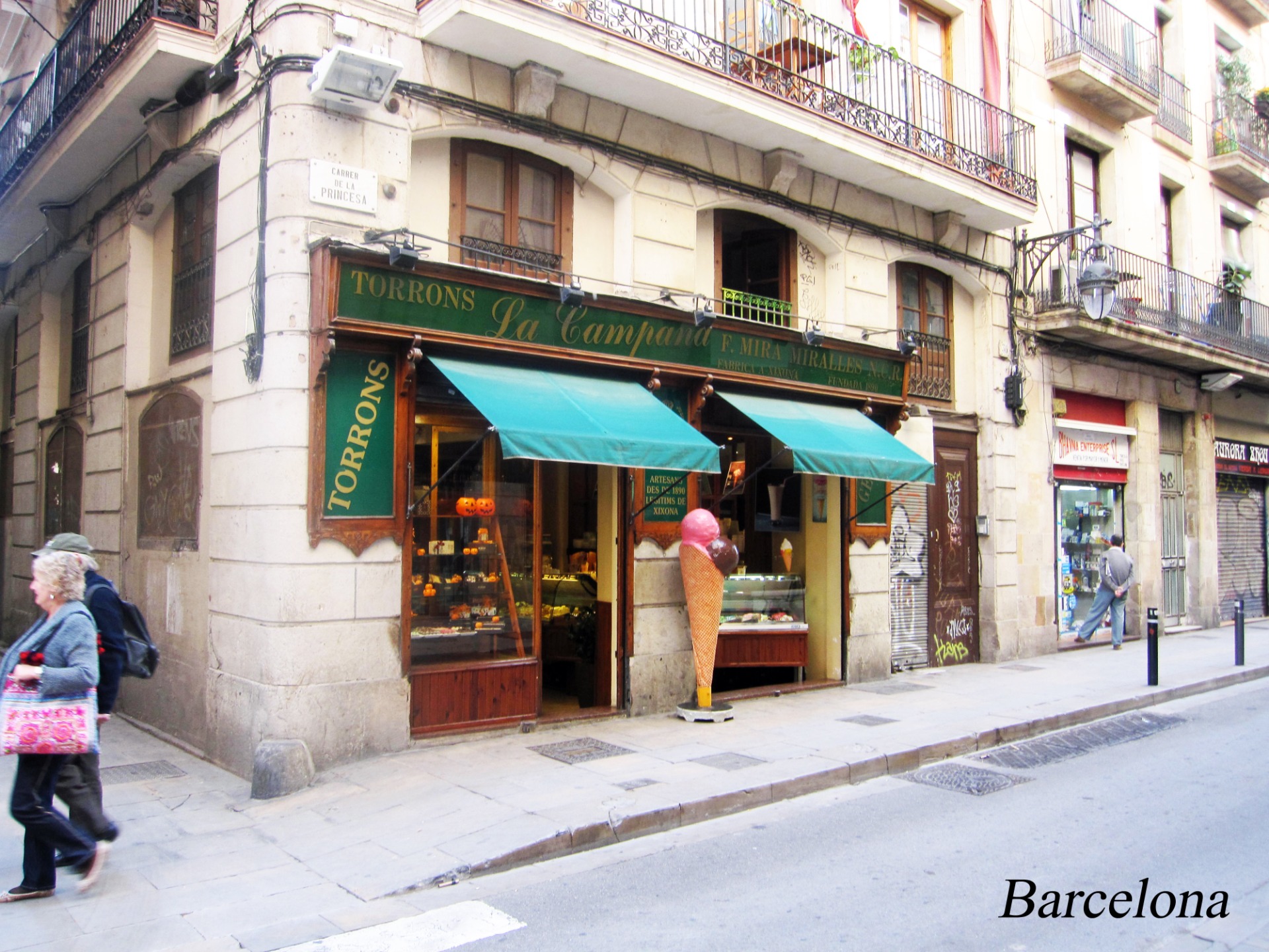 Barcelona - Crema Catalana & Tapas :: David Sponheim